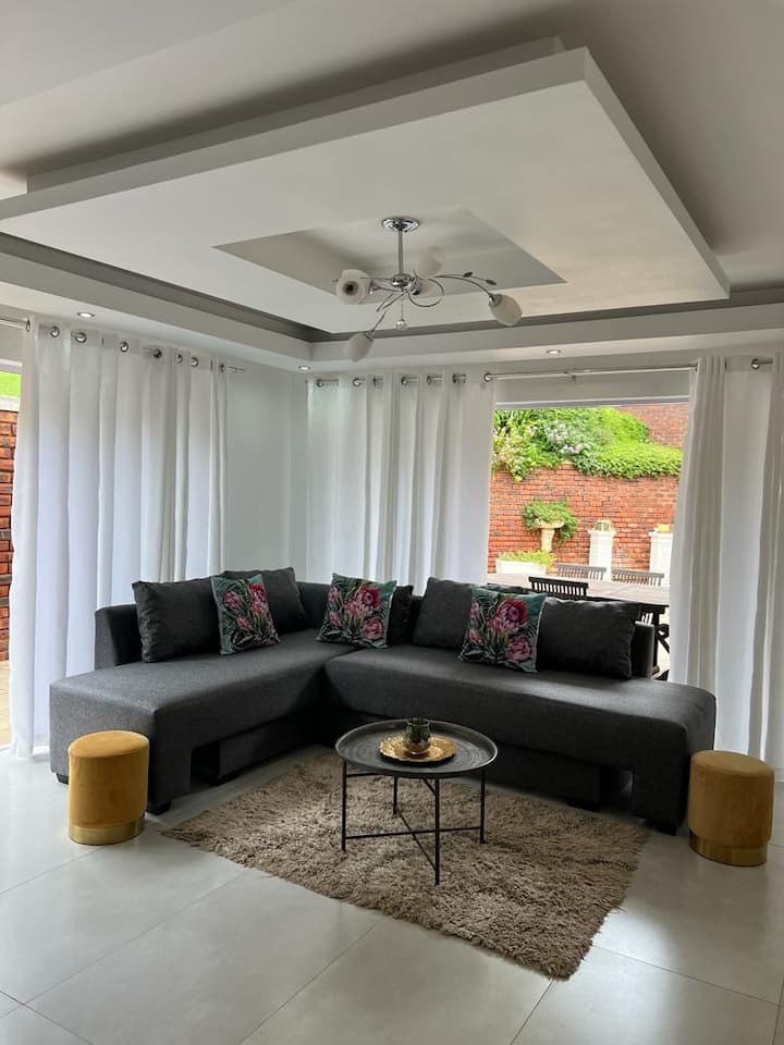 Villa Le Rosa Unit 2 - Umhlanga