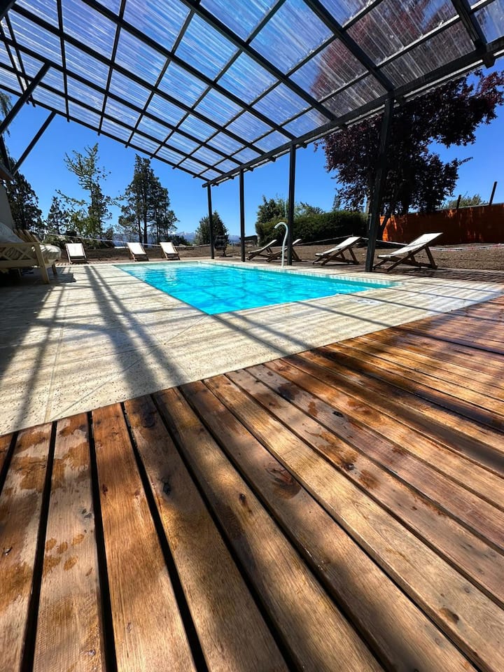Full House Con Pileta Climatizada Y Vista 33 Pax - San Carlos de Bariloche