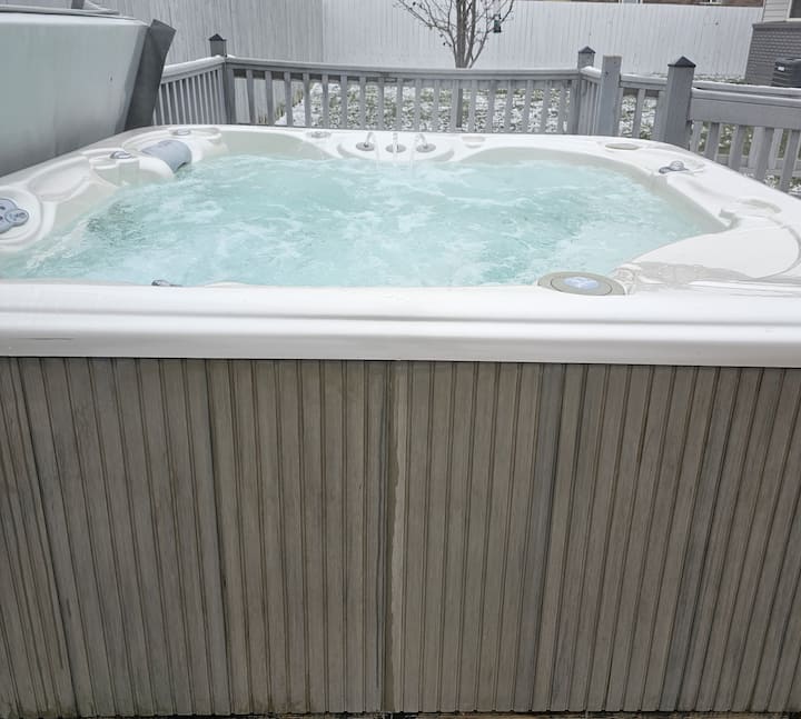 Cozy Rambler With Hot Tub And Wheelchair Access - Vernal, UT