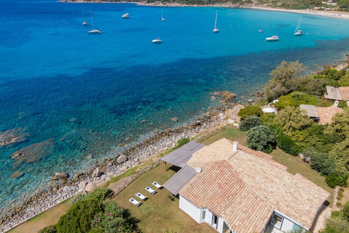 Villa Jovis: Waterfront, Sea Access, Pool - Italie