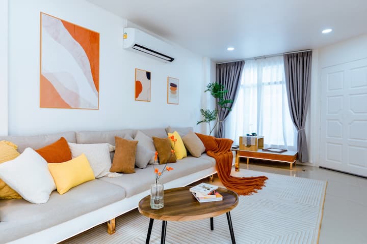 Rr Bespoke Urban Villa/sukhumvit/3brs/downtown -