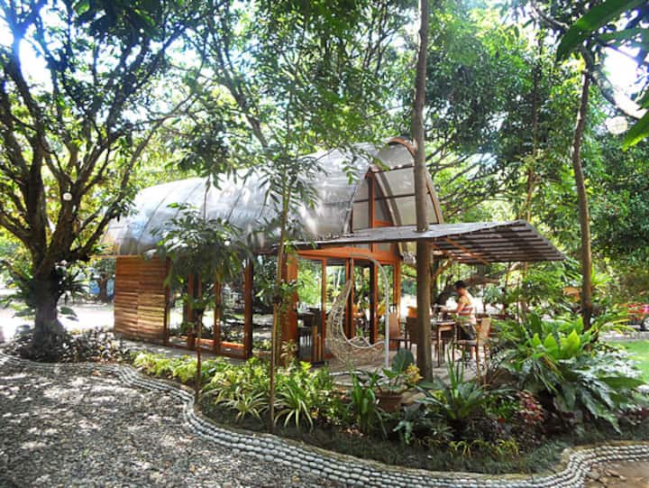 Glass Cottage W Private Garden - San Rafael
