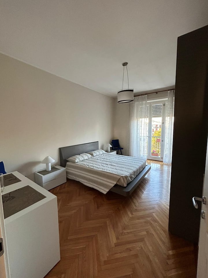 20 Mt To Metro Station - Rivoli