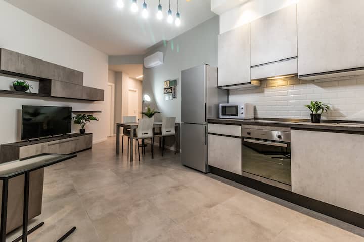 Tartini Loft 2, Free Parking - Bologna Guglielmo Marconi Airport (BGA)