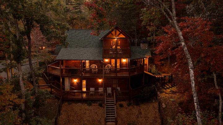 Dwntn 6 Min-pets-firepit-hottub-games - Blue Ridge, GA