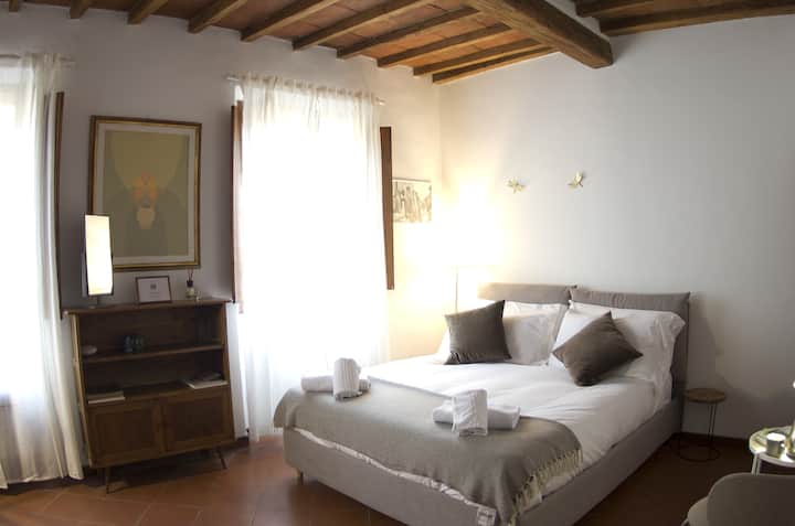 Ponte Vecchio Cozy Accomodation - Florence