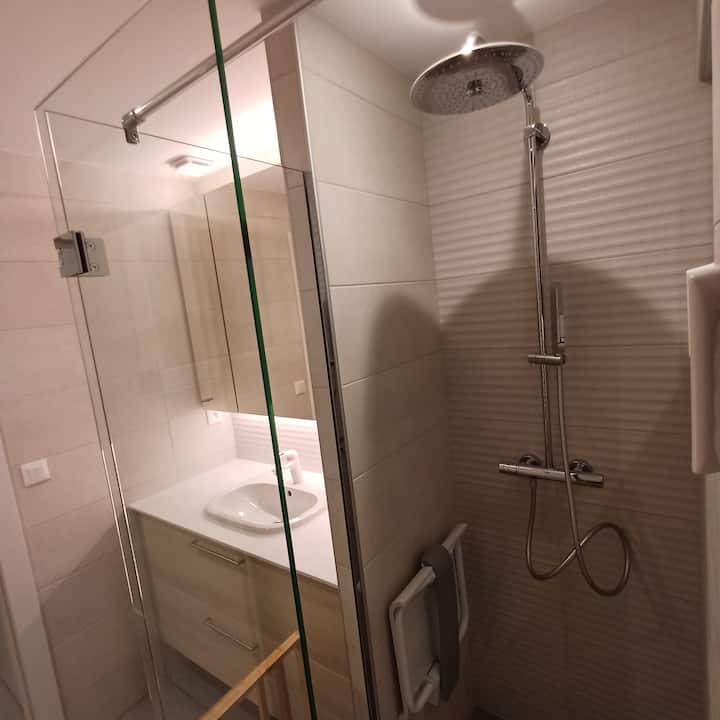 Appartement Dans Une Maison Entièrement Rénovée - Eguisheim