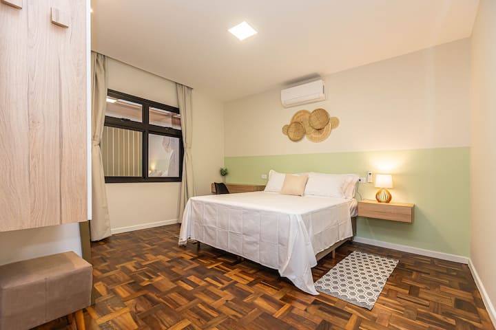 Casa Boho Chic, 800m Botânico, Aquecimento 2 Vagas - Curitiba
