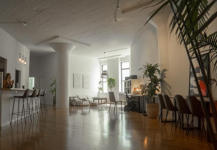 Soho Luxury Artist Loft 1800 Sqft - New York