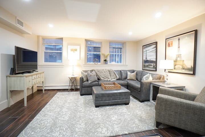 Brand New 1 Br | 1 Ba On Charles St - Boston, MA