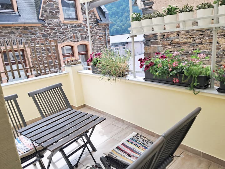 68 M² Ferienwohnung ∙ 2 Schlafzimmer ∙ 4 Gäste - Bernkastel-Kues