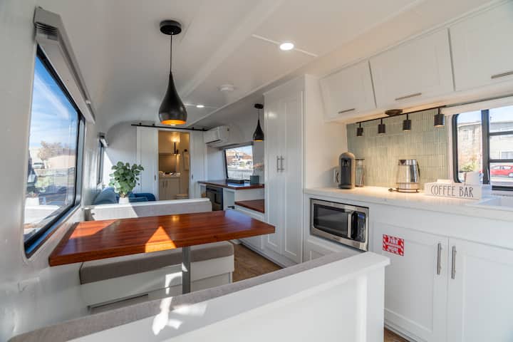 Air Village Wagon Circle Unit #9 - Prescott, AZ