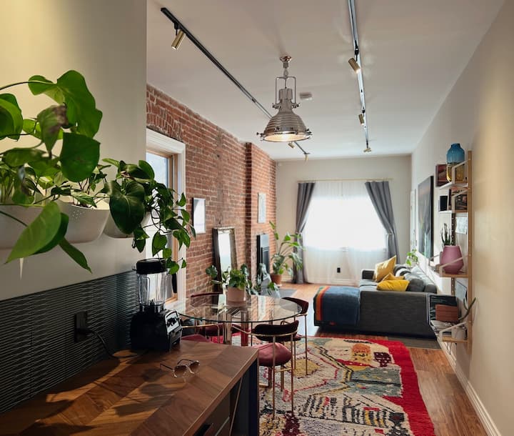 Awesome Remodeled House - University of Denver, Denver