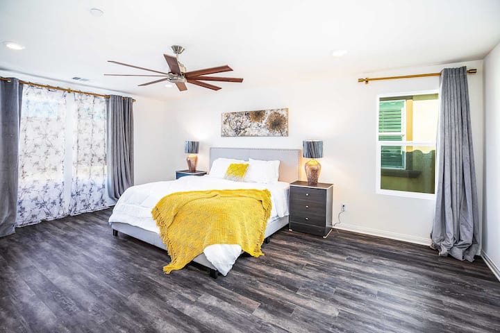 4b Spacious Salubrious Breeze On Harvest E#41279 - Upland, CA