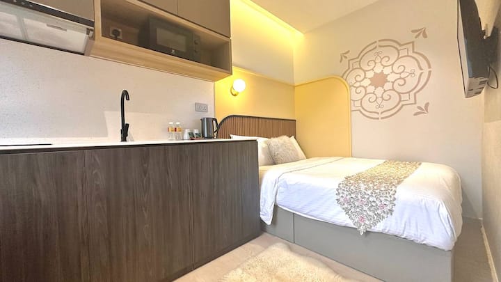 Standard Queen Studio - Singapore