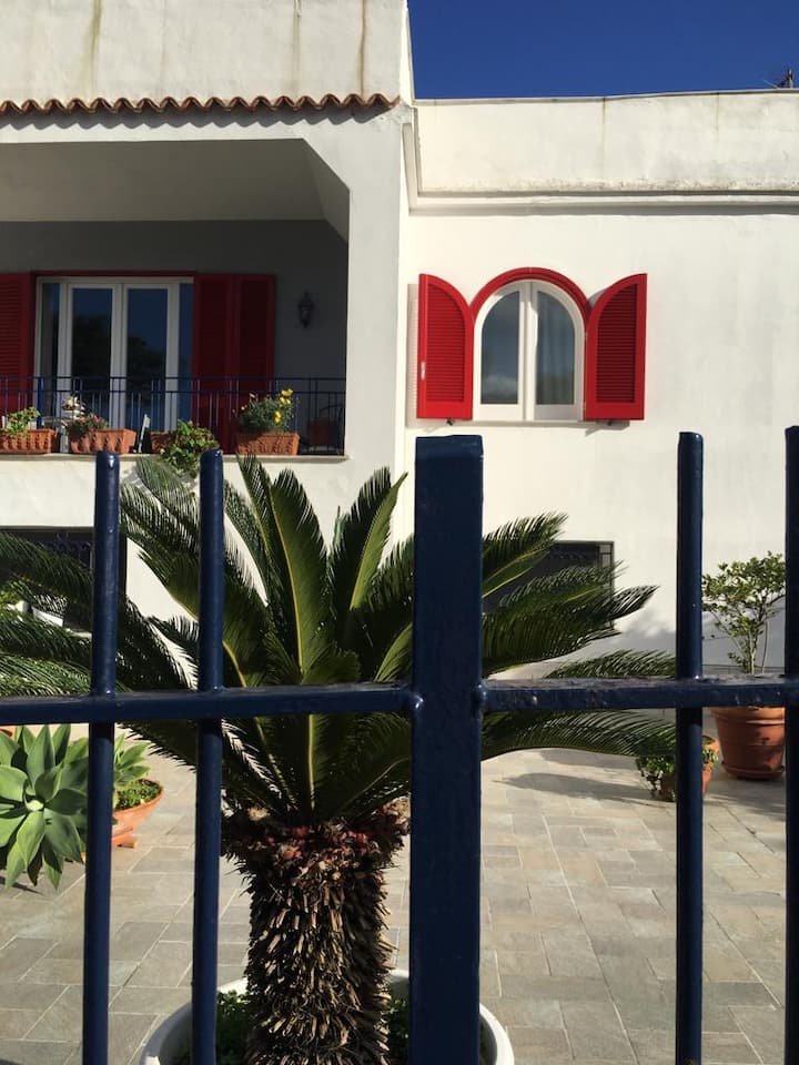 Monolocale In Villa A Ischia - Ischia