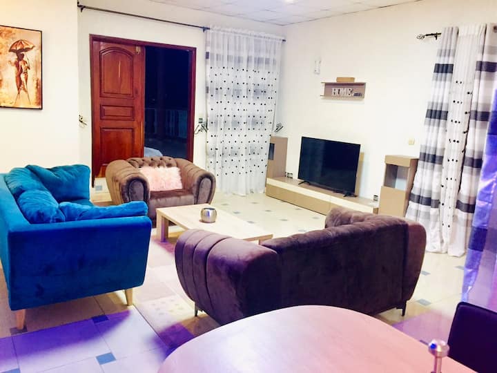 Appartement Meublé De 4 Chambres - Cotonou