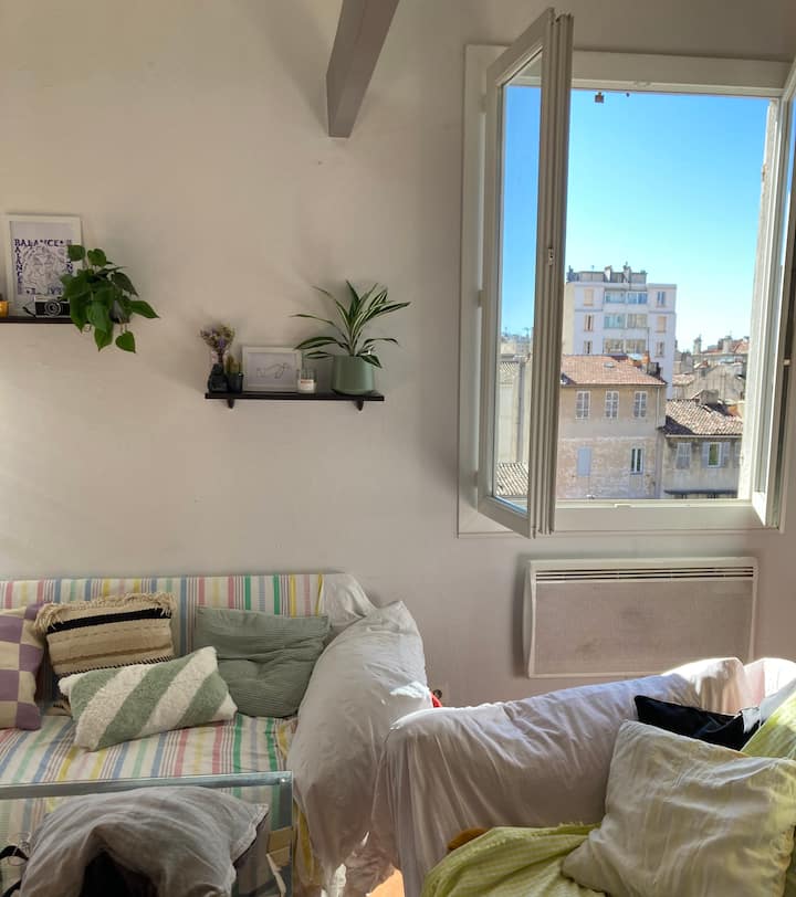 Joli Appartement En Plein Centre - Marseille