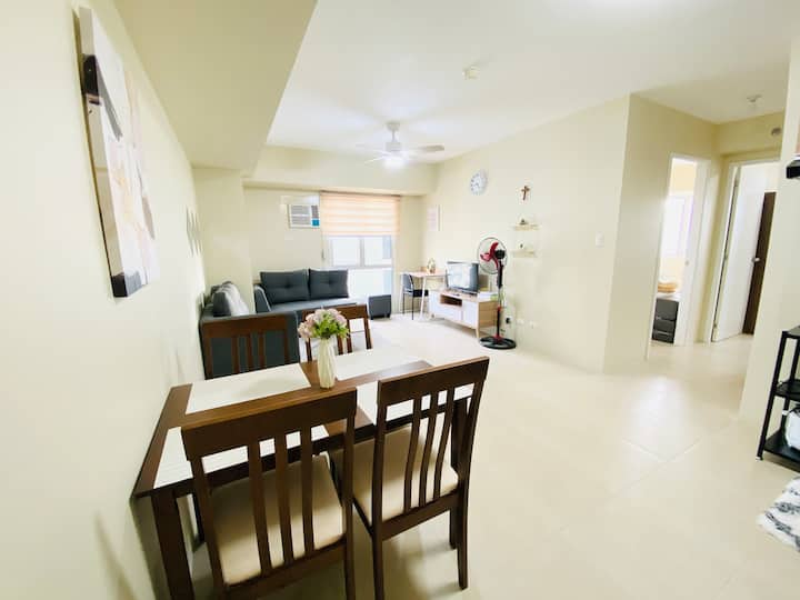 New 2br Flat N Itpark W/pool& Wifi For Groups - 宿霧市