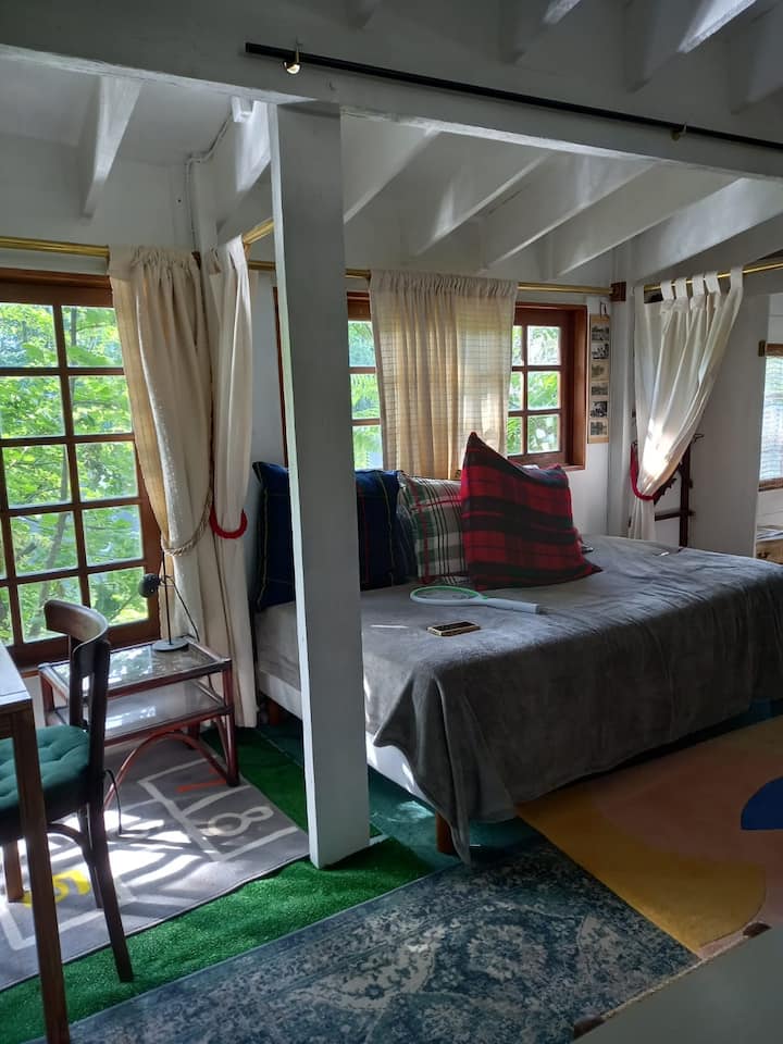 Maison Au Bord De La Seine, Porte De Paris - Levallois-Perret