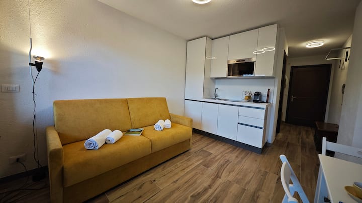 Hostdomus - Yellow Suite - Oulx