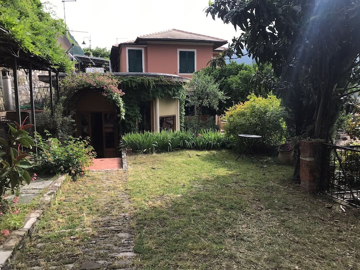 Casa Della Pina - Recco