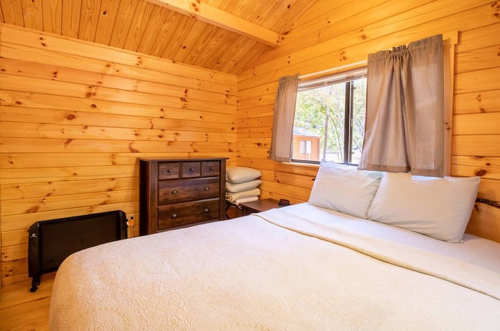 Wilderness Resort- Hot Tub Rancher - Lake of the Woods, VA