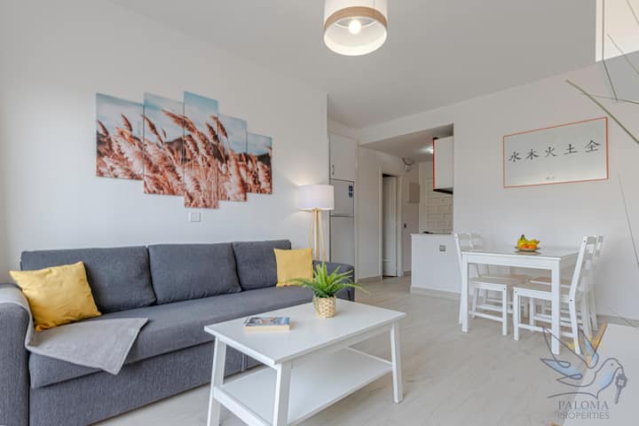 Sunny Apt In Benalbeach With Sea Views - Benalmádena