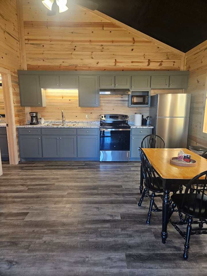 Private Cabin Full Kitchen #2 - Choctaw Casino & Resort-Grant