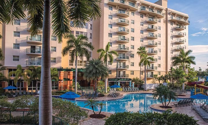 Family Friendly 1 Bdrm Condo - Pompano Beach, FL