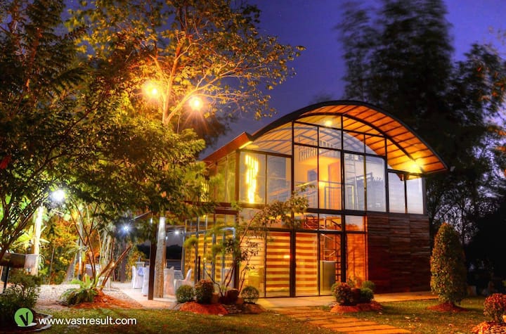 Family Glass Villa W/ Mini Pool - San Rafael
