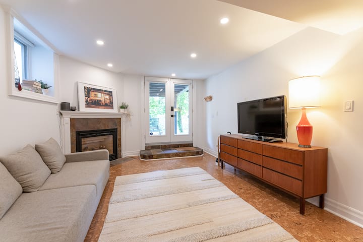 1 Bedroom Apartment In Midtown Toronto - Toronto