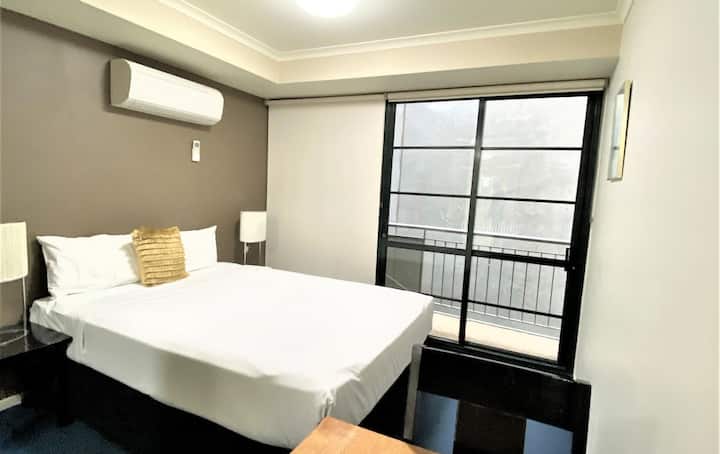Quiet Central City Apartment - Melbourne