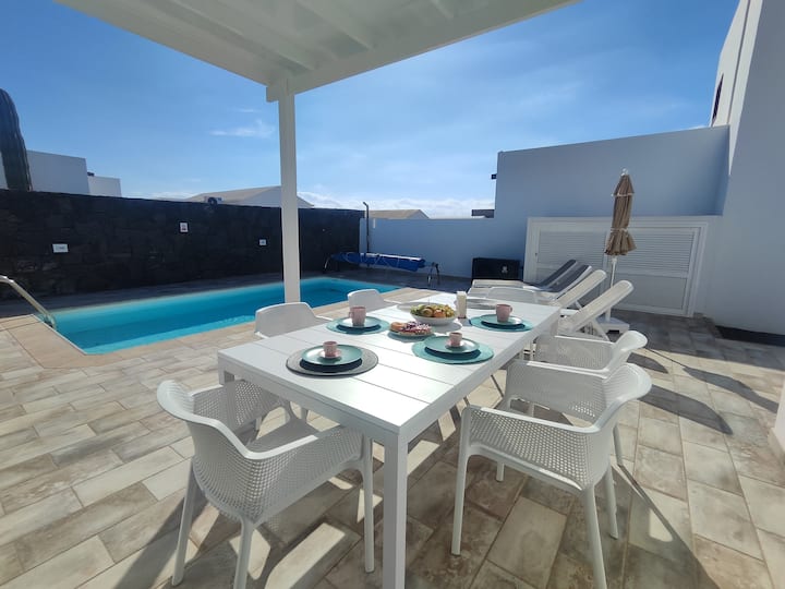 Villa Anny,piscina Climatizada,ideal Para Familia! - Lanzarote