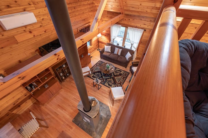 Getaway Log Cabin - Catskill, NY