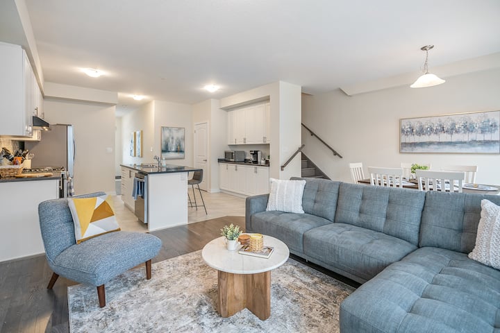 15 Min To Niagara Falls. Sleeps 6. Office. 3 Br - Welland