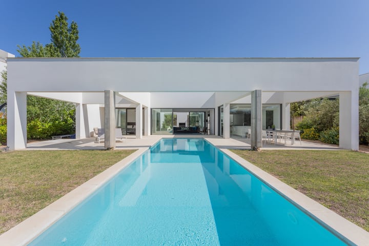 Secluded Villa On Luxury Resort - Cassà de la Selva