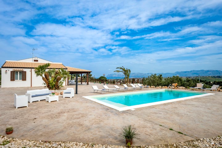 Family-friendly Villa W/ Pool In The Countryside - Castellammare del Golfo