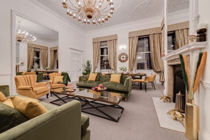 Luxury London 3-bedroom Duplex With Pool Table 4h - London