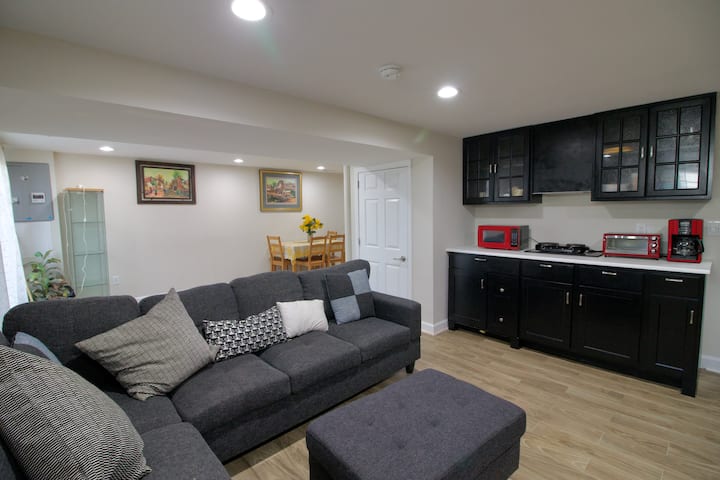 Private Apartment In A Newly Renovated Home - Alexandria, VA