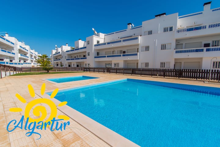 Santa Luzia Residence 2bdr Apt W/ Pool & Balcony - Santa Luzia