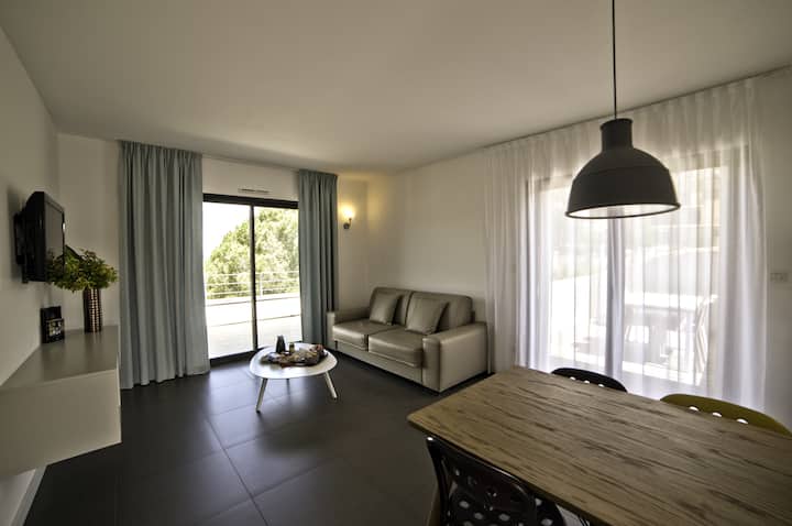 Appartement Pour 4 Personnes - Santa Giulia