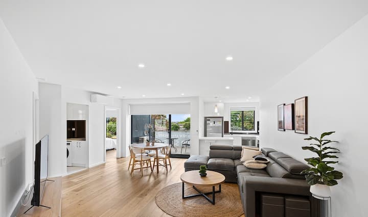 3 Bedroom Family Apartment Chadstone(u202-1346) - Notting Hill