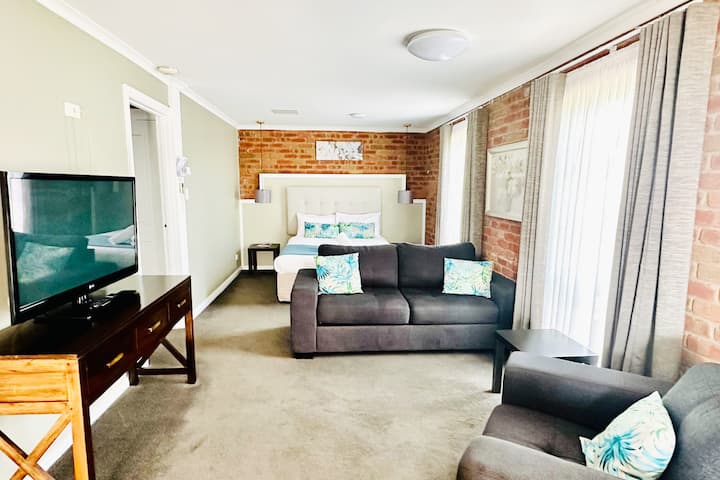 Family Apartment/early Australian Motor Inn - Mildura