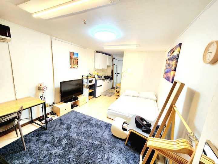 Js#10- 3 Min To Gangnam Downtown & Massage Devices - Seoul