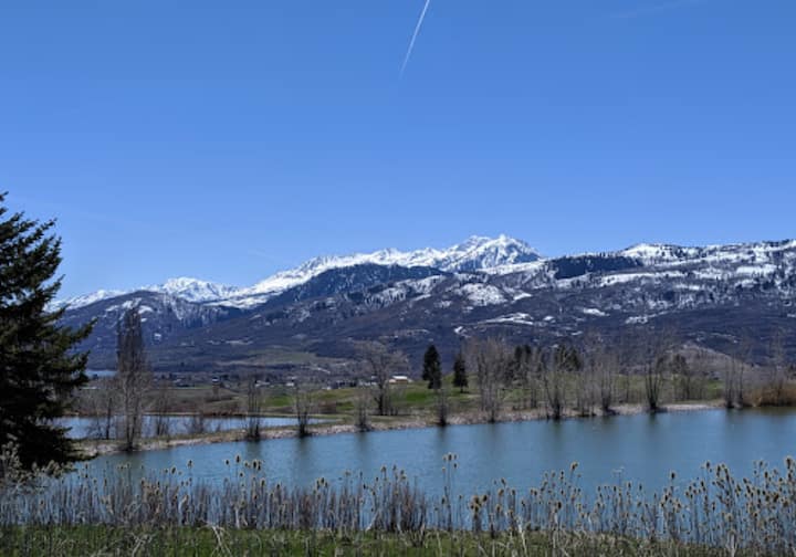 Beautiful 3-bedroom Plus Condo @ Wolf Creek Resort - Eden, UT