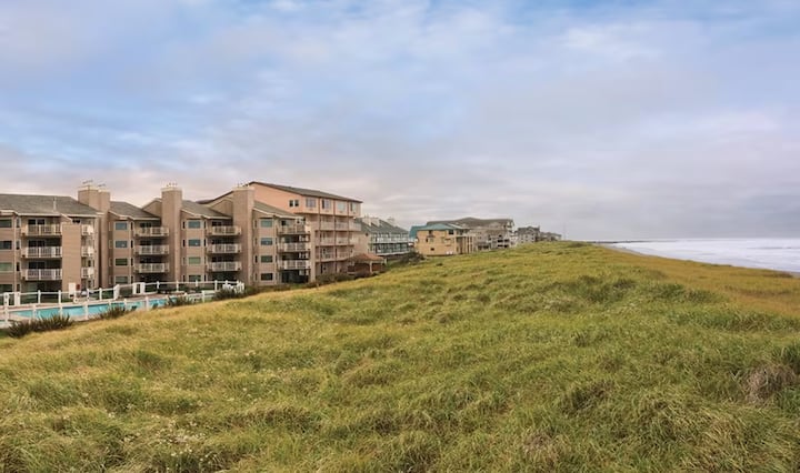 Beautiful 2-bedroom Condo @ Mariner Village - Ocean Shores
