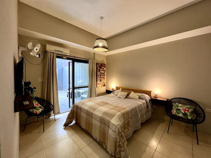 Monoambiente Moderno Y Luminoso Con Patio - San Miguel de Tucumán