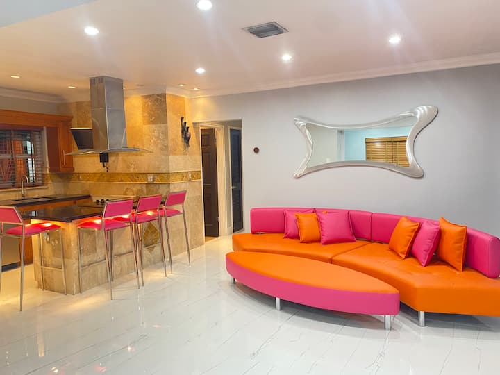 Miami Home 3 Bedroom And 2 Bathroom - Miami, FL