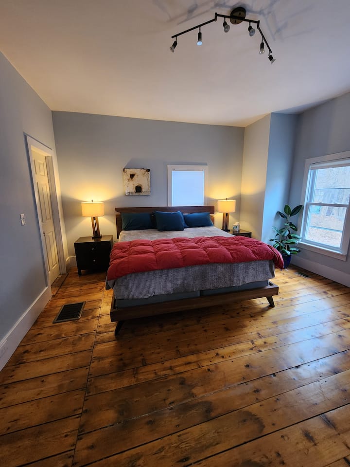 Gregory Art House - Berkshire County, MA